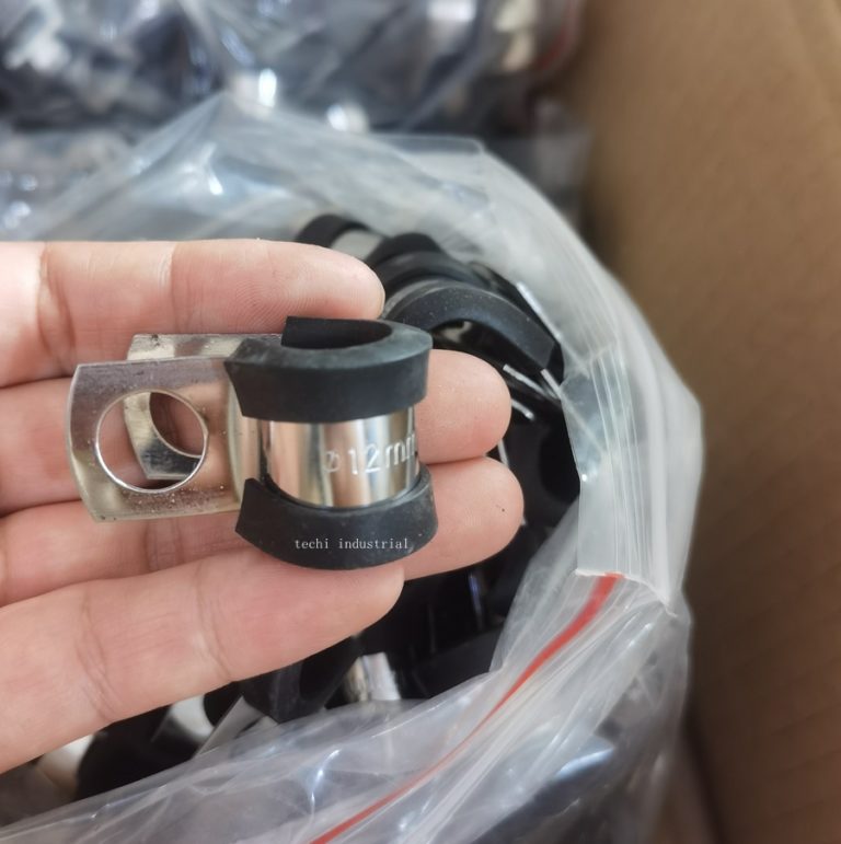 Stainless Steel 304 Rubber Clamp P Clip | Top quality Hydraulic Pipe ...