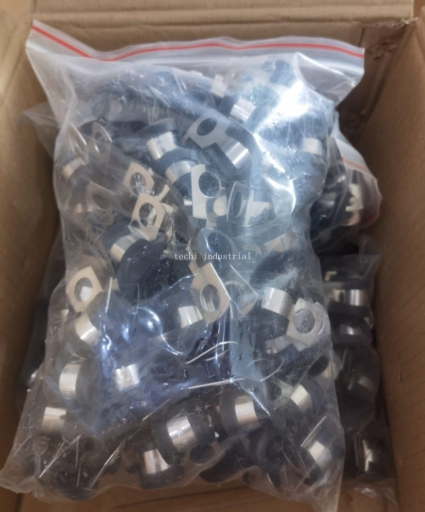 Stainless Steel 304 Rubber Clamp P Clip | Top quality Hydraulic Pipe ...